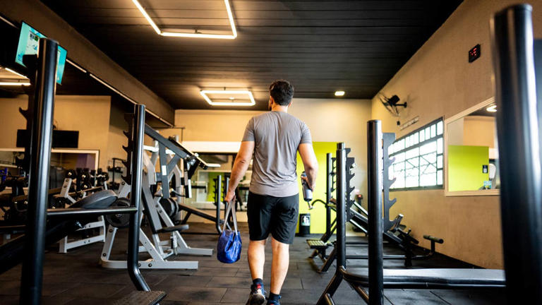 Unlock better leg strength: Why you should use the hip adductor machine