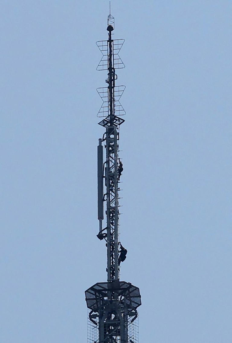 Empire State Building couple: Why a daring proposal ended in arrests