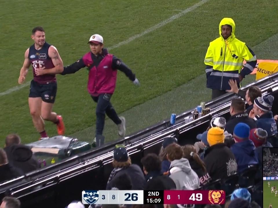Geelong coach Chris Scott responds to questions about superstar Jeremy ...