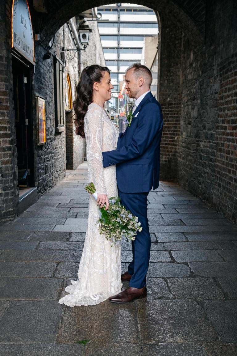 Simple and effortless: Lee-Anne & Sean's Dublin city wedding with 24 guests