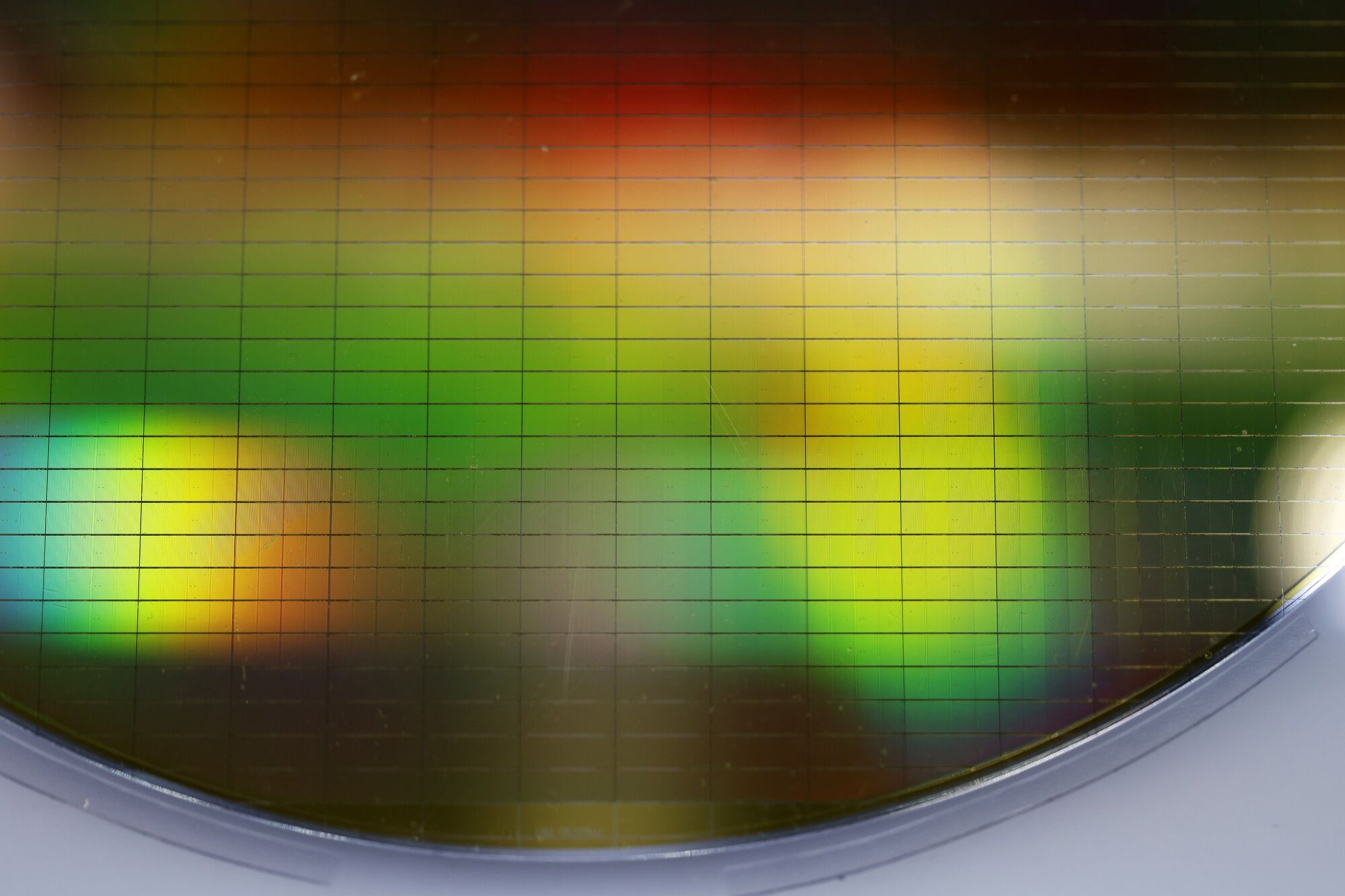 Kioxia ships samples of newest flash memory for AI data centers