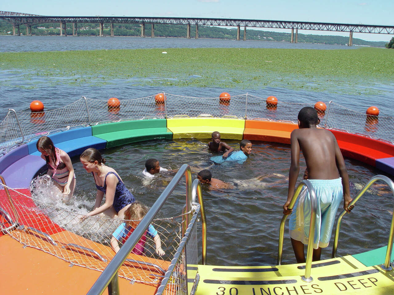 The floating pool bringing people into the Hudson River