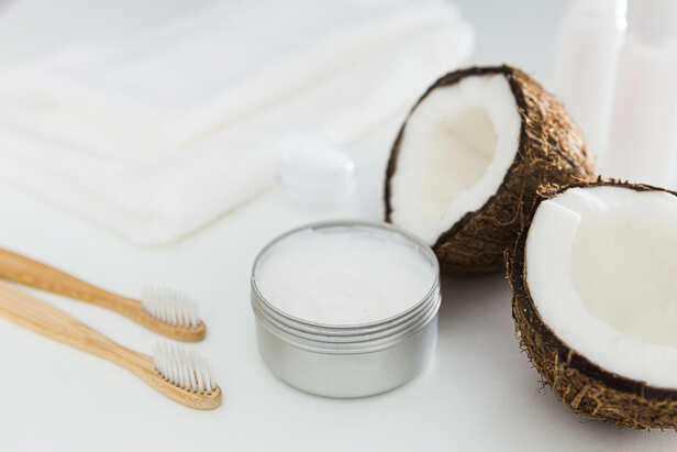 5 natural tricks for longer eyelashes at home