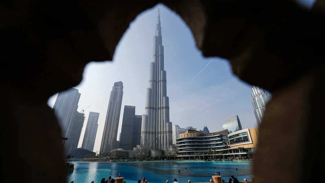 14 landmarks and cities transformed through time