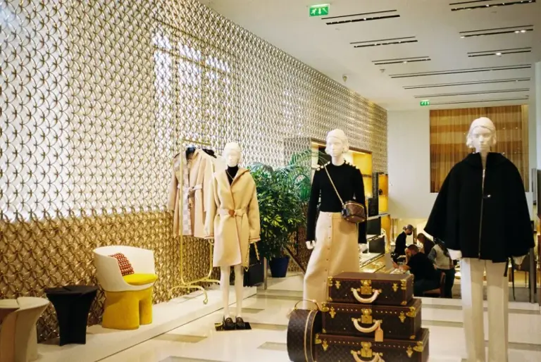 US, China lead luxury demand as market heads to $700b