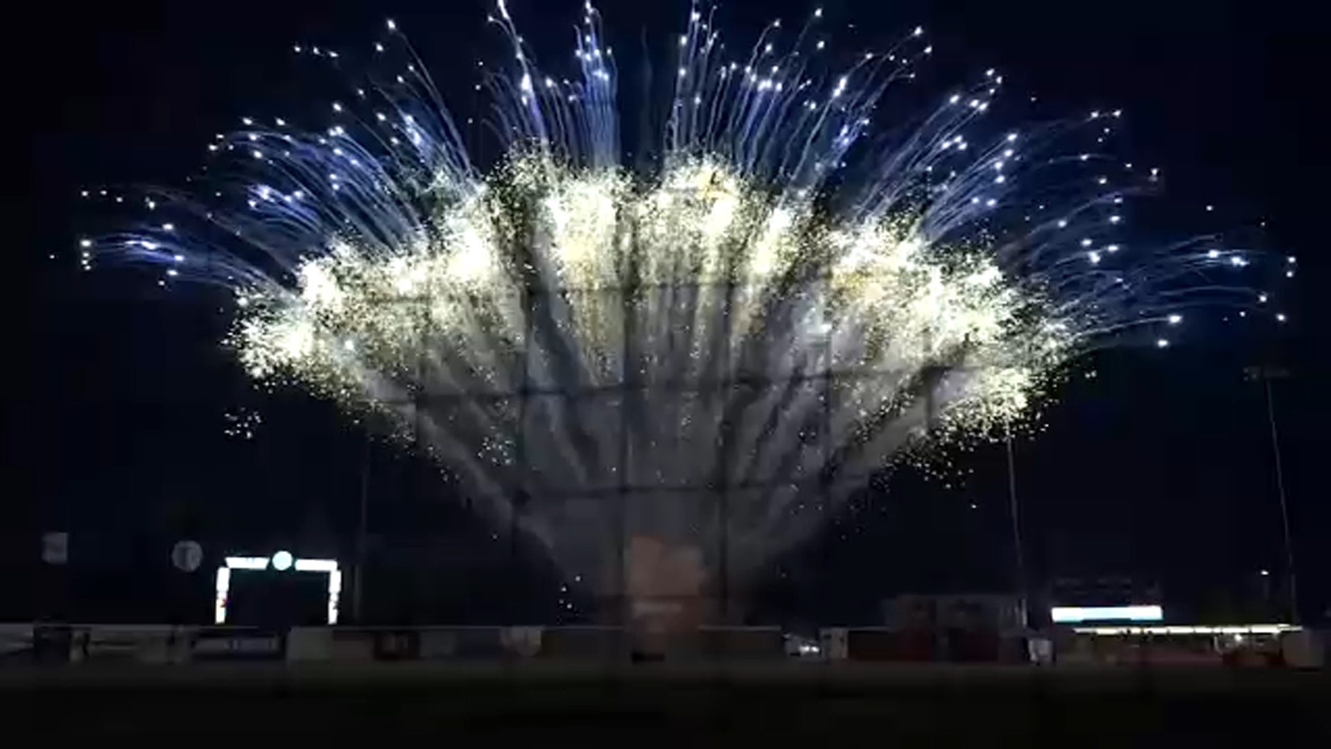 Tulare fireworks show attracts thousands as locals celebrate America's ...