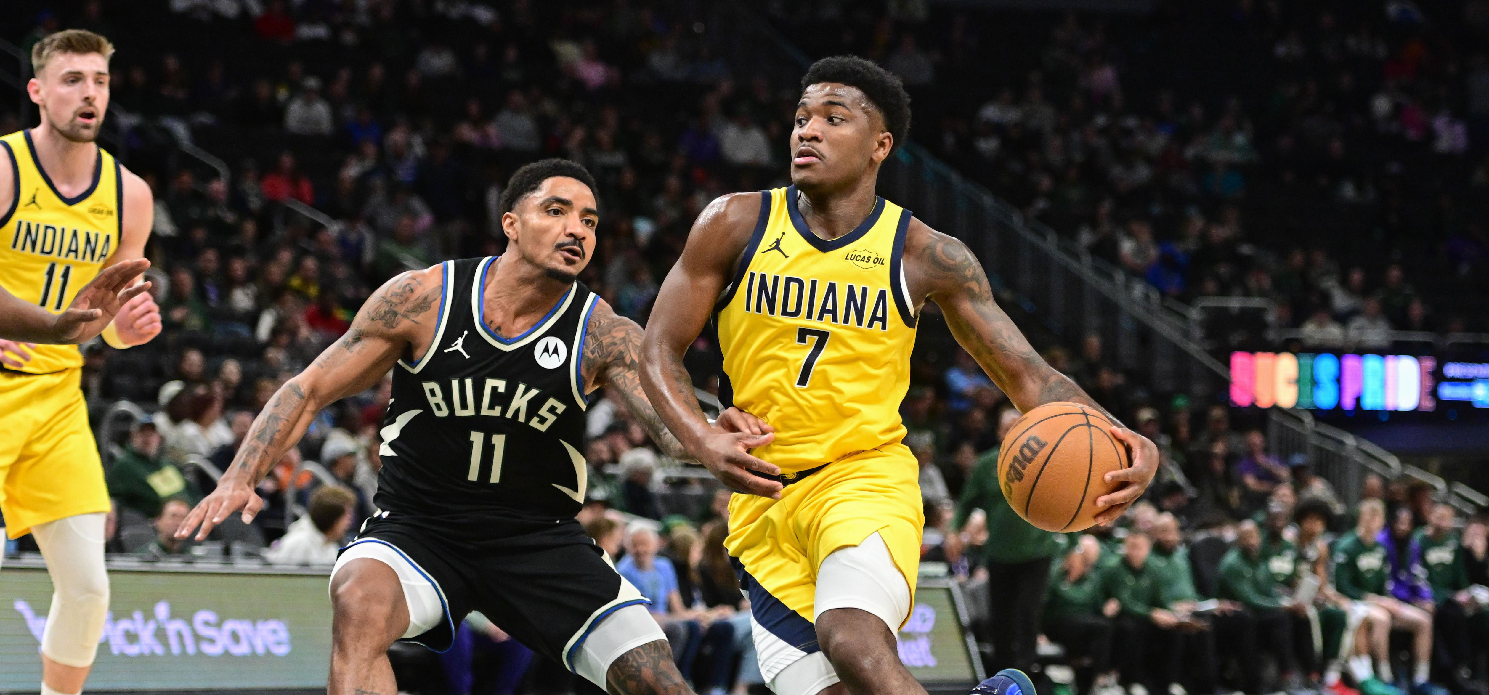 Bucks sign Kam Jones to two-way deal