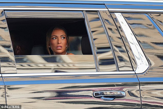 Taylor Swift's MAGA wedding guest makes mad dash to Houston to cheer on ...