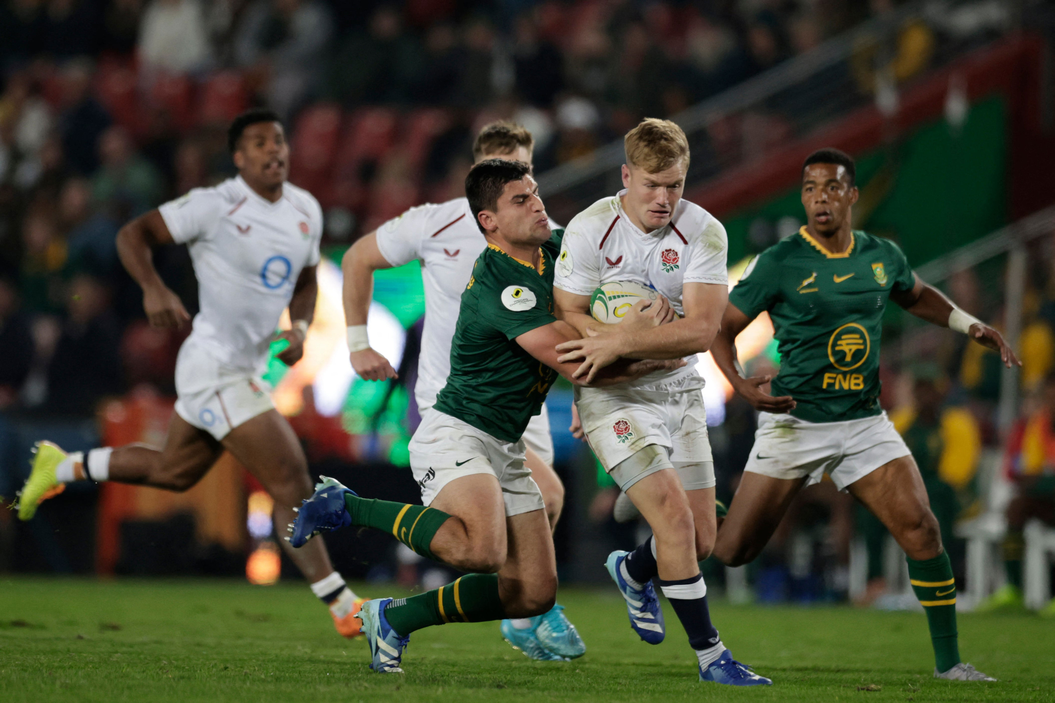 Springboks make fast start against England after late disruption