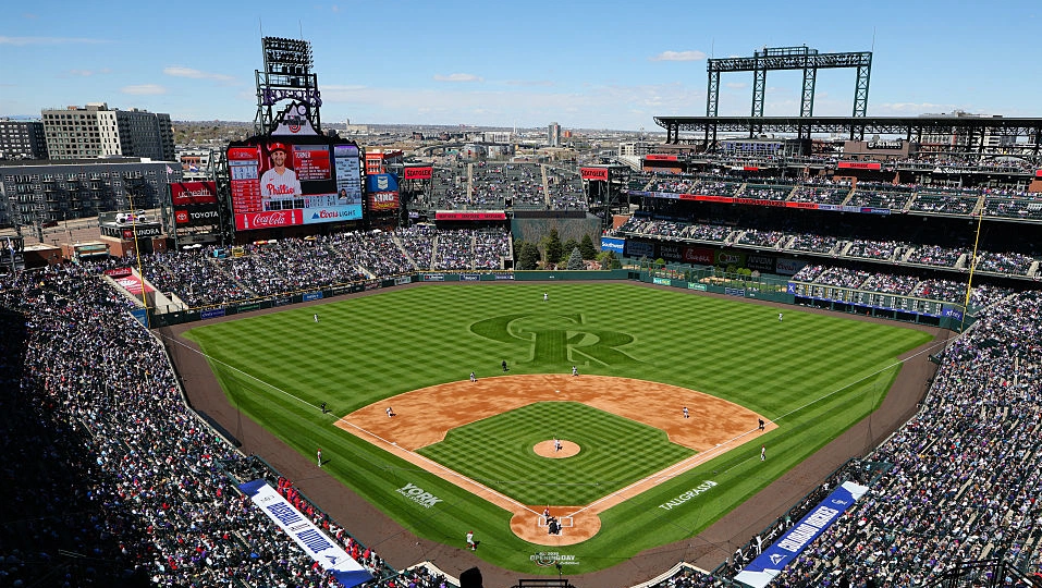 Phillies trade Ryan Degges to Guardians for $250K bonus pool