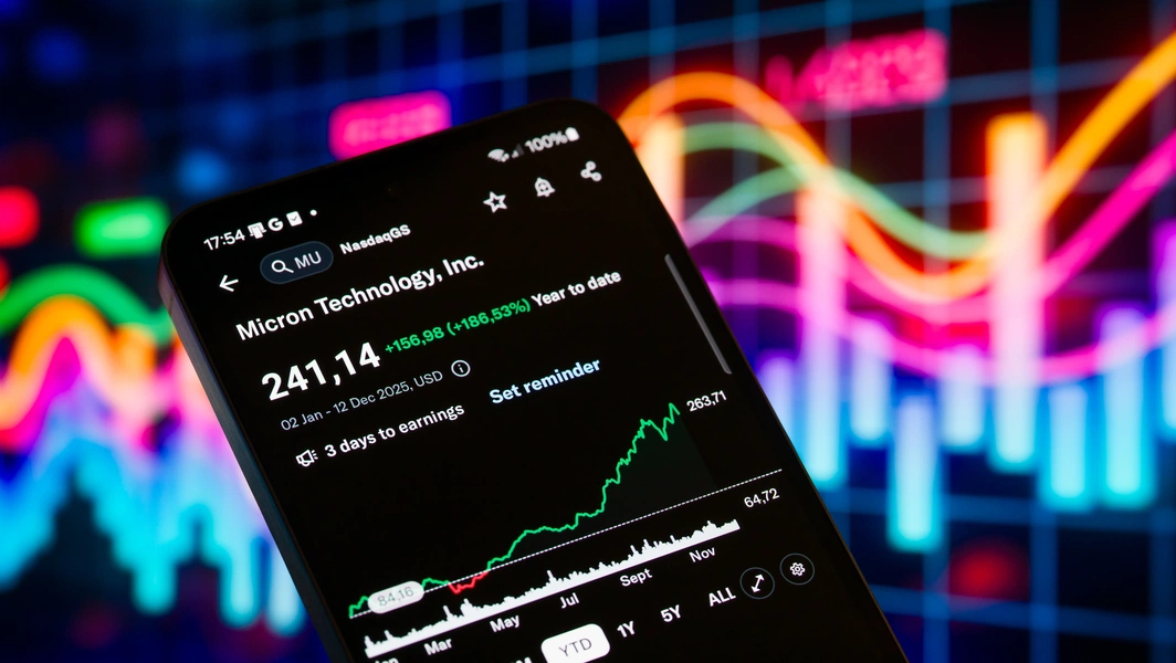 Tech stock volatility and bubble warnings
