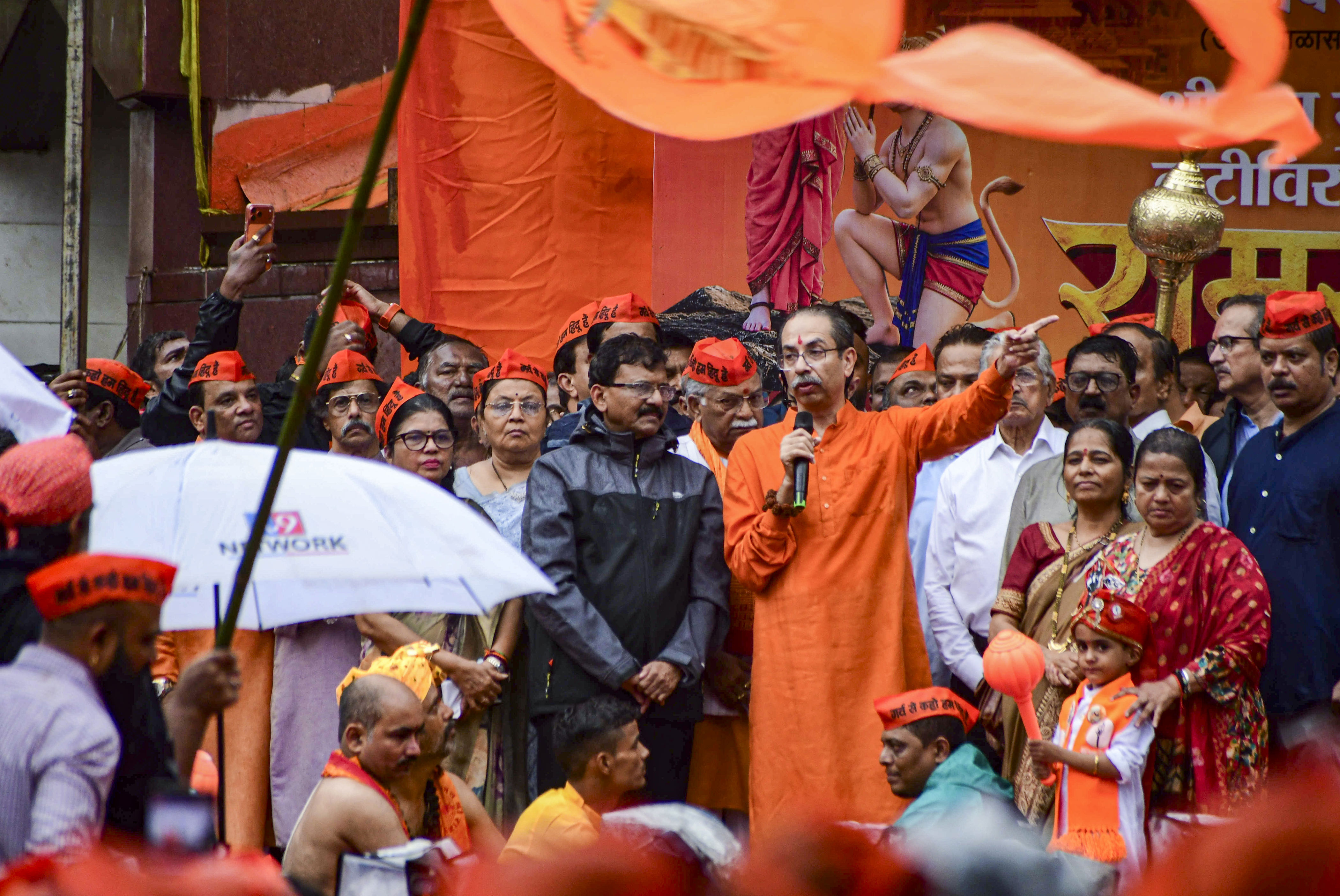 Those looting Hindus are in power: Uddhav launches Ram Raksha agitation ...