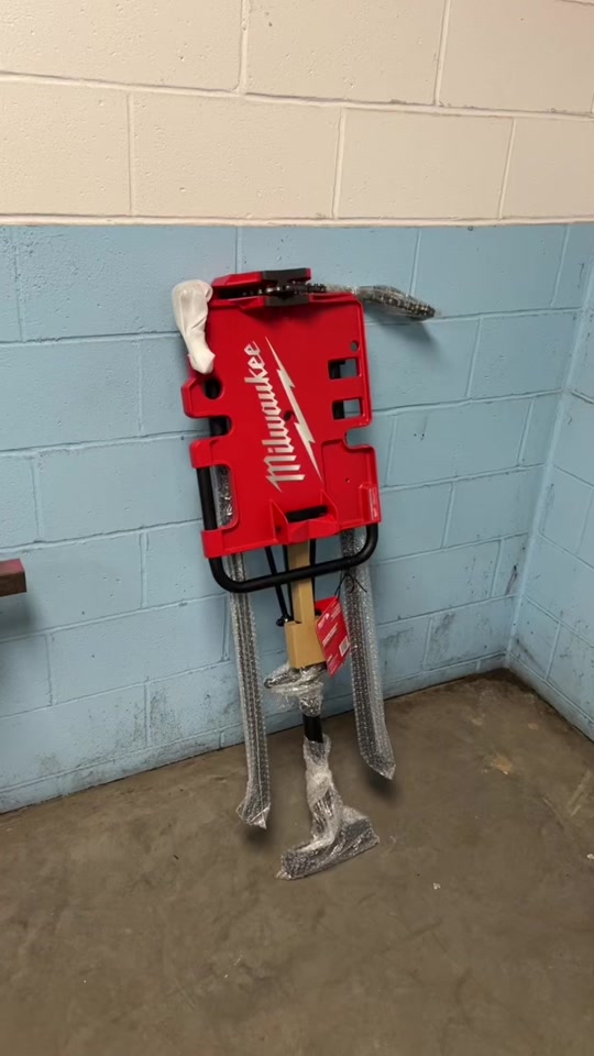 Milwaukee tripod chain vise vs Ridgid stand upgrade test