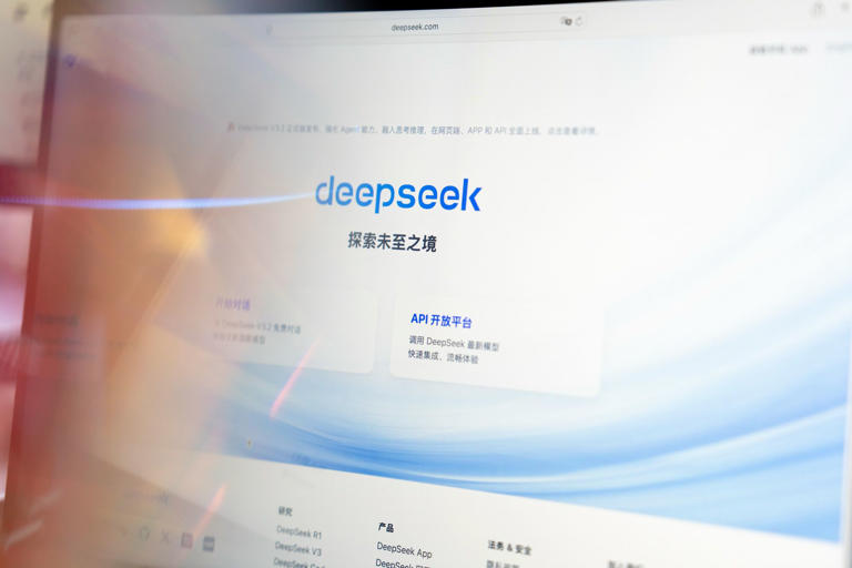 chinese-ai-startup-deepseek-developing-own-ai-chip-report-says