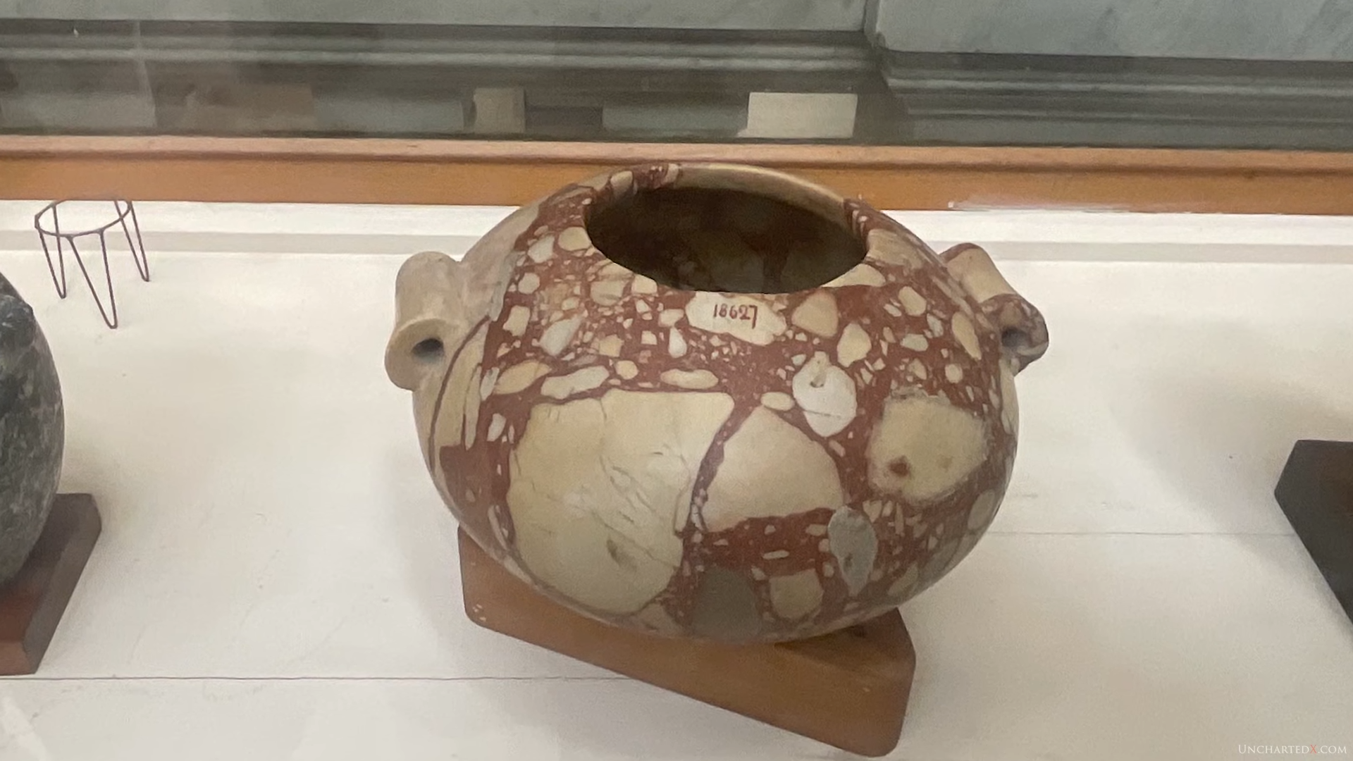 Was a computer used to design this ancient Egyptian vase?