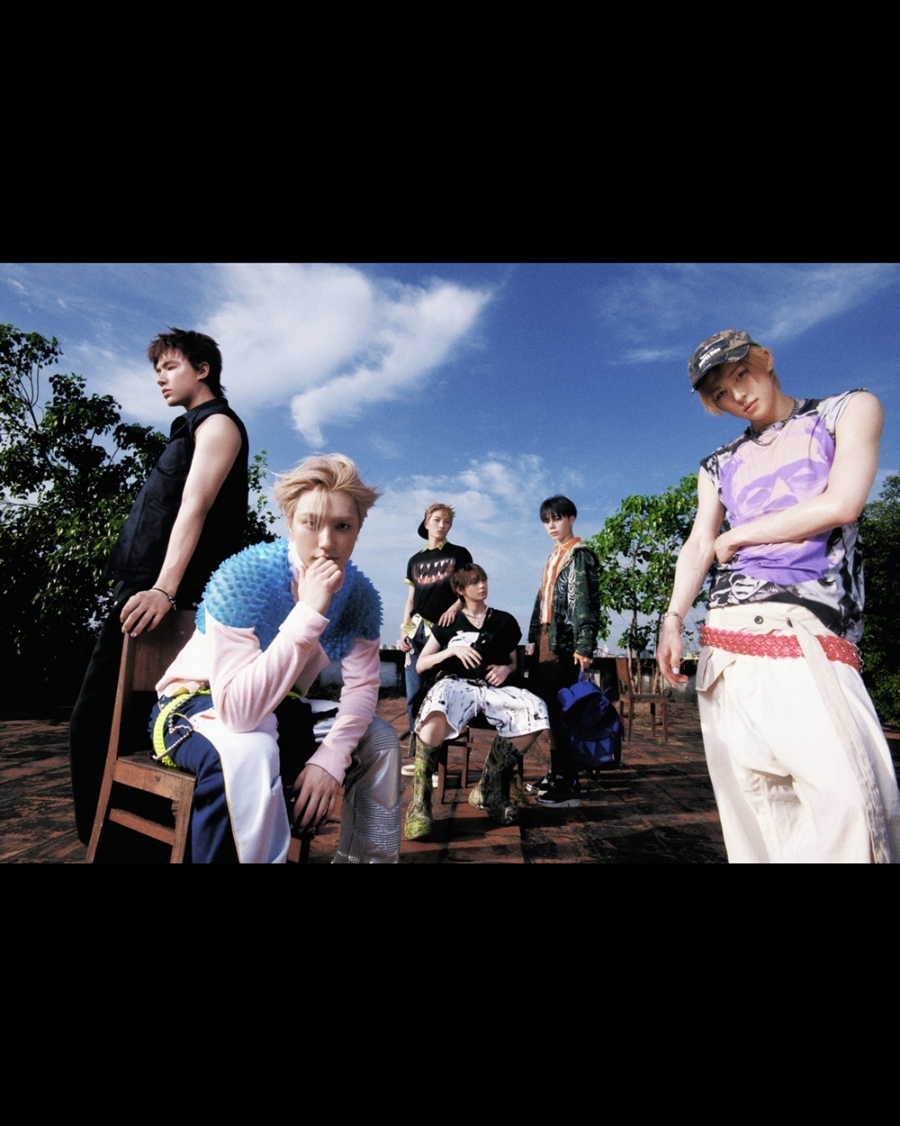 Daily:Direction (D:D) exudes a distinctive vibe in concept photos for ...