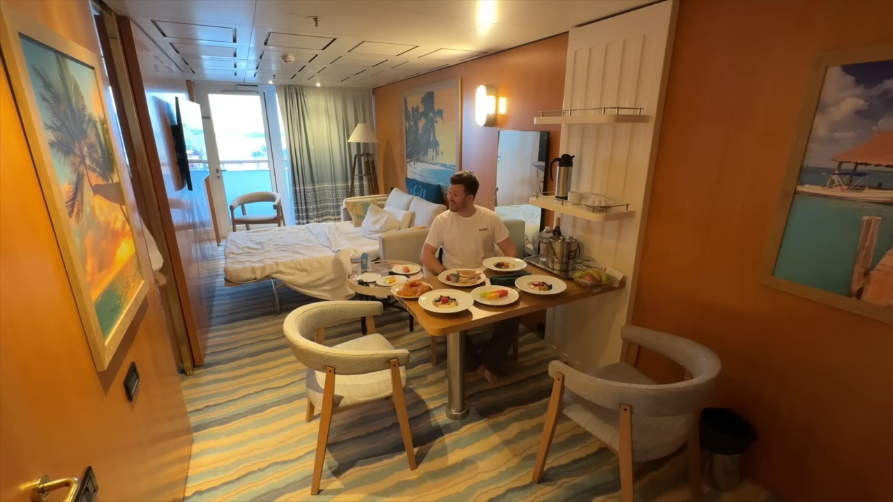 He Paid 2 423 For A Luxury Suite Then The Cruise Couldn t Leave Port