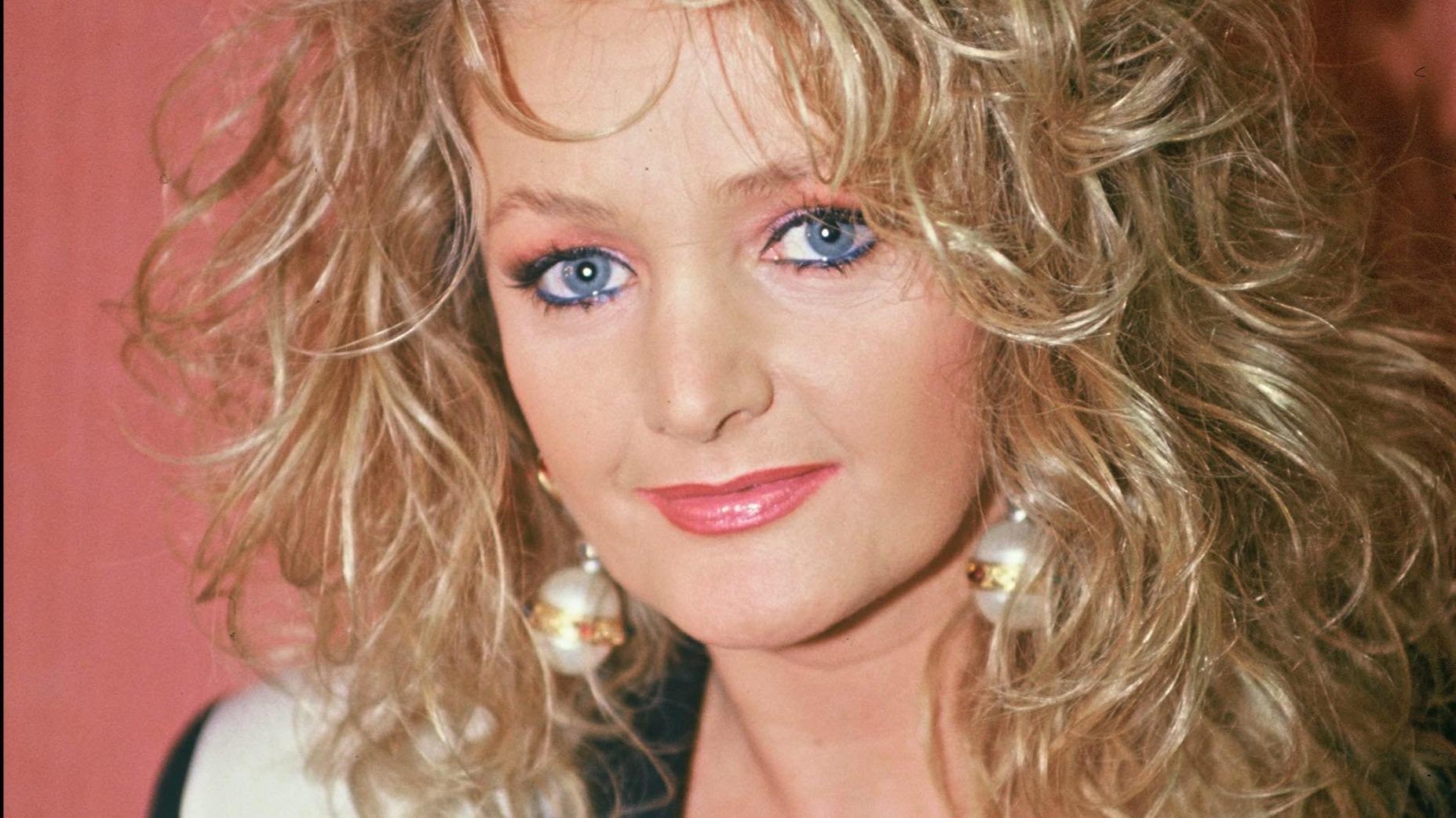 bonnie-tyler-nous-a-quitt-s-apr-s-une-fausse-couche-tardive-elle-n