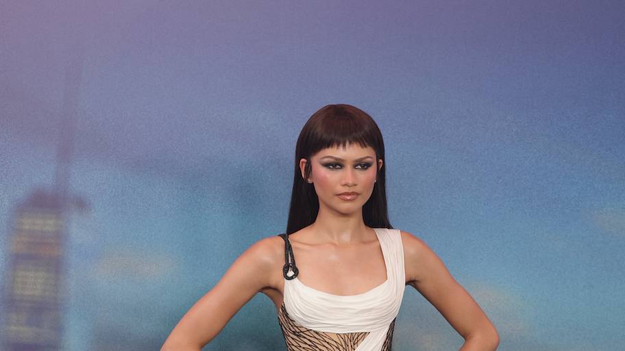 zendaya-confirms-her-spider-man-press-tour-looks-may-be-hiding-clues