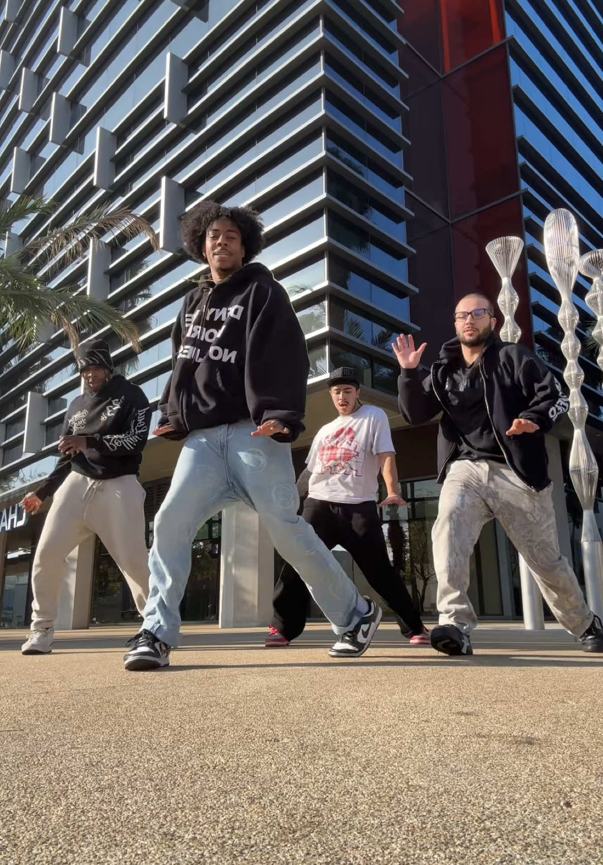 A fun group dance you'll want to rewatch