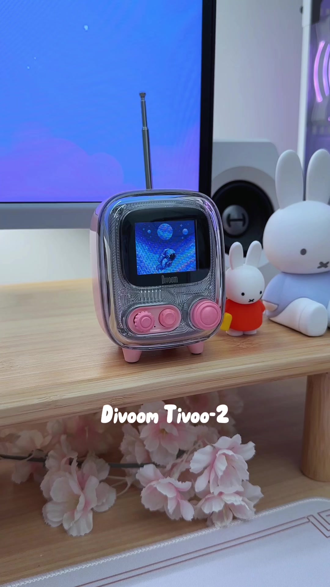 Divoom Tivoo-2 pixel art speaker showcase