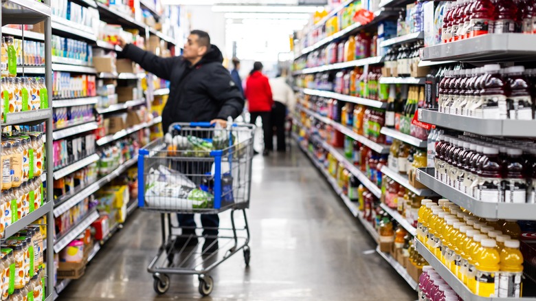 Walmart's return policy for groceries, explained