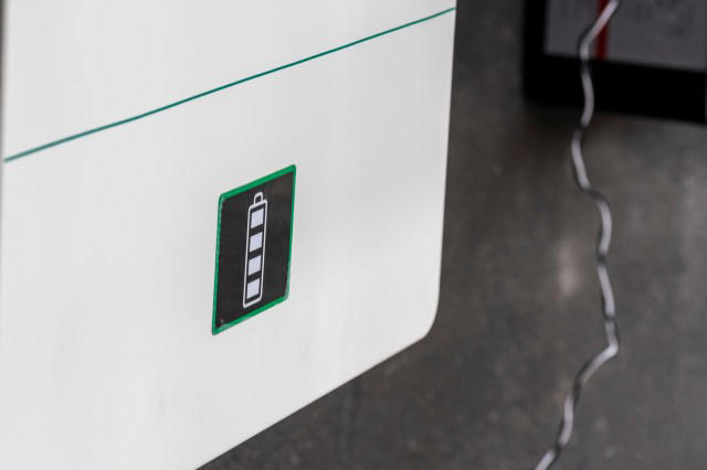 Despite five-figure costs, 91% of home battery owners say they would ...