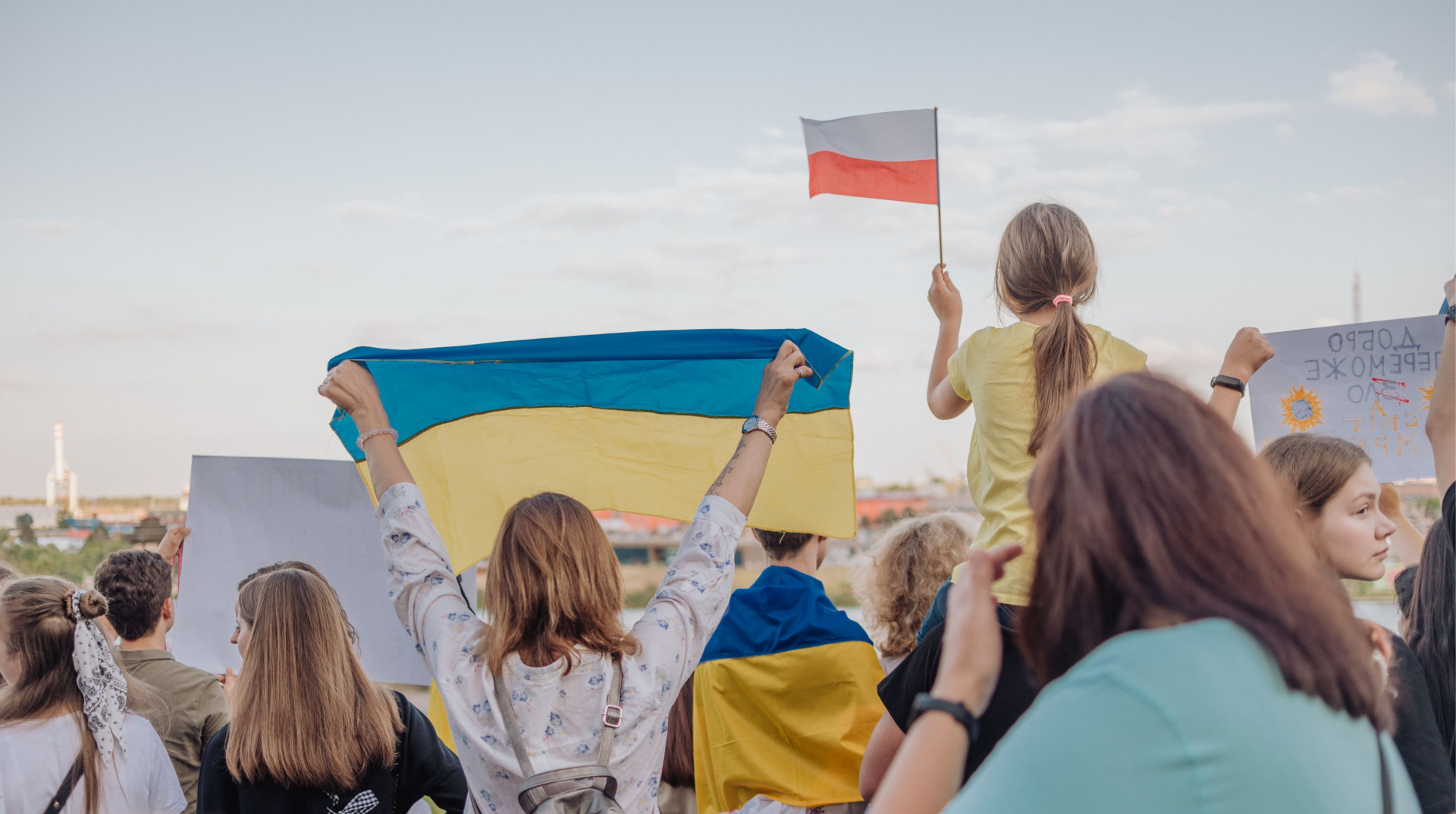 Number of Ukrainians with temporary protection in EU increases ...