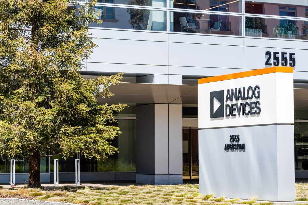 Analog Devices Stock Is Wall Street Bullish Or Bearish