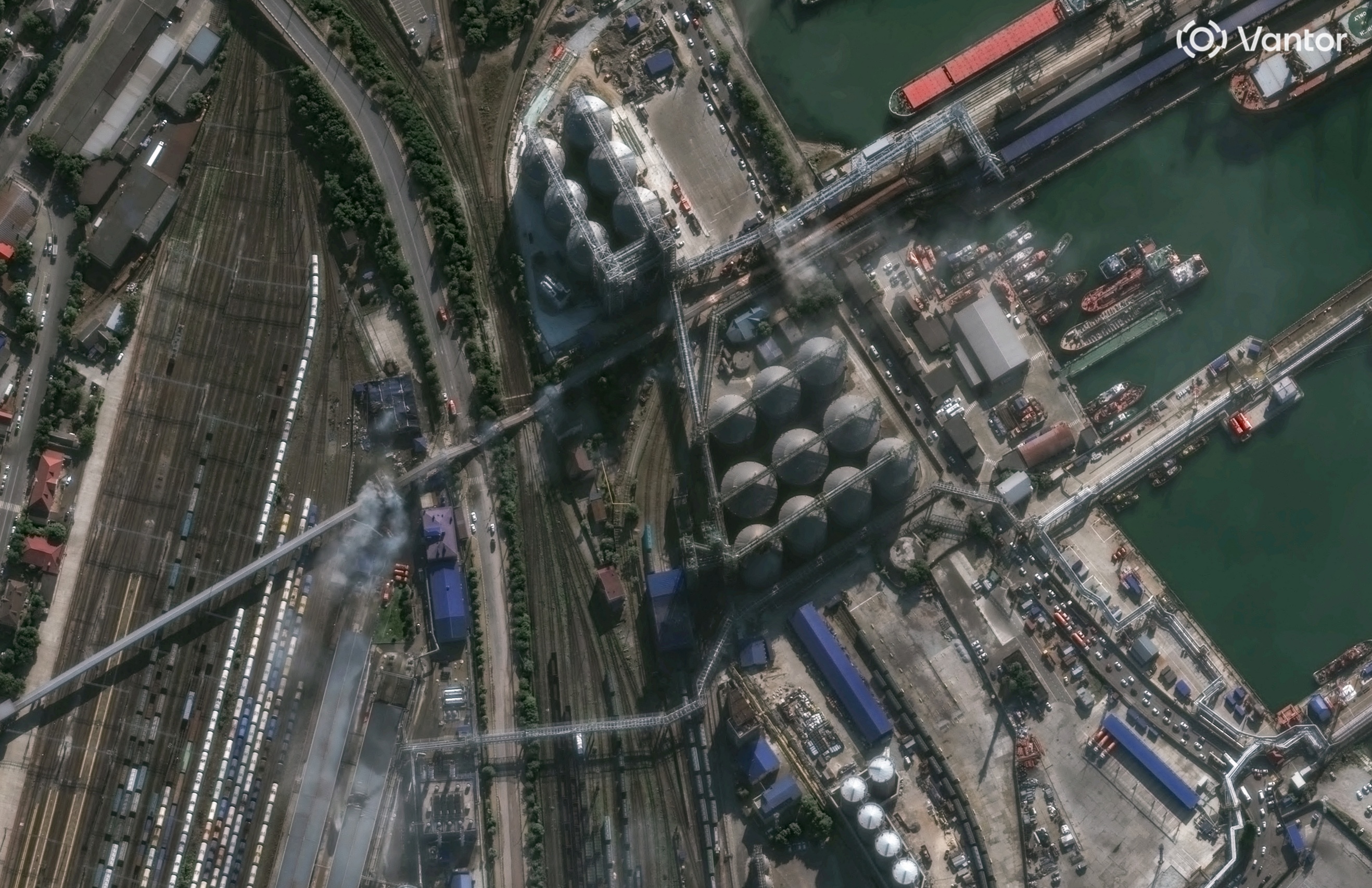 Ukraine strikes Novorossiysk naval base; grain terminals halt, wheat surges