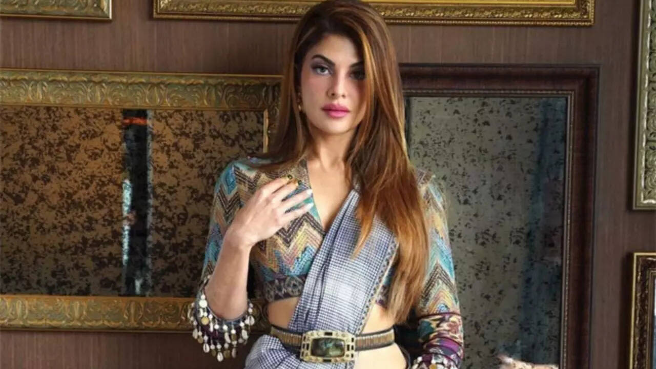 Singer Of Jugni Lodges Police Report Regarding Jacqueline Fernandezs
