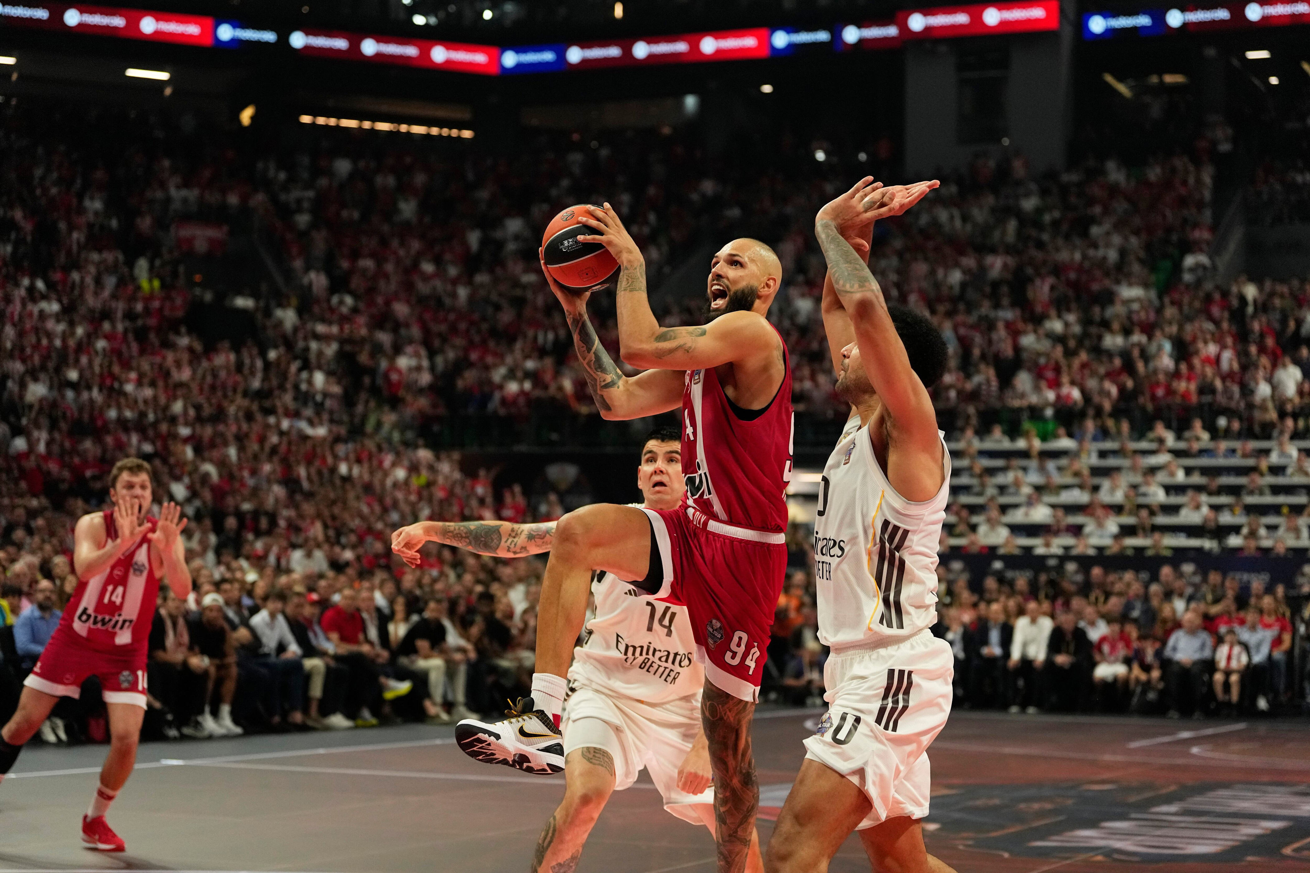 Global capital floods NBA's European basketball expansion