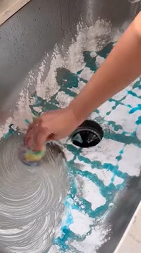 How a deep sink clean restores shine