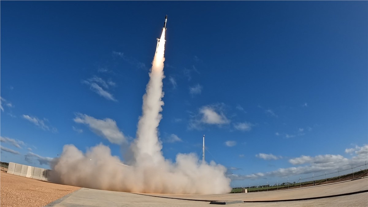 Australia flight-tests first domestic solid rocket motor, proving ...