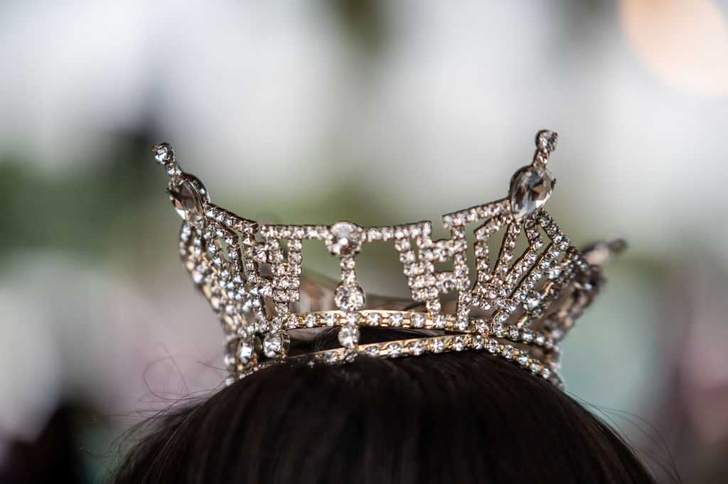 Miss North Carolina Usa Brittany Boltinhouse Decrowned As Runner Up