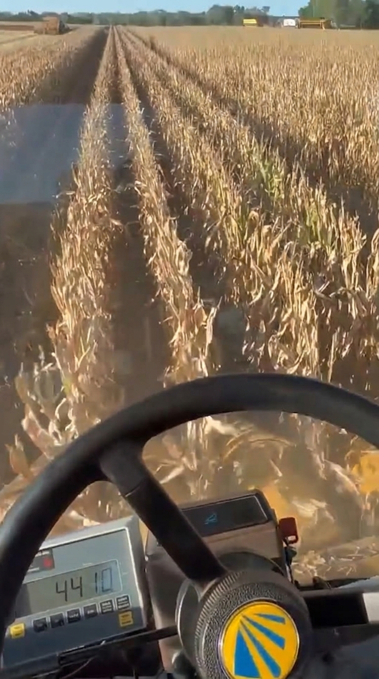 Smartphone takes full control of a tractor!
