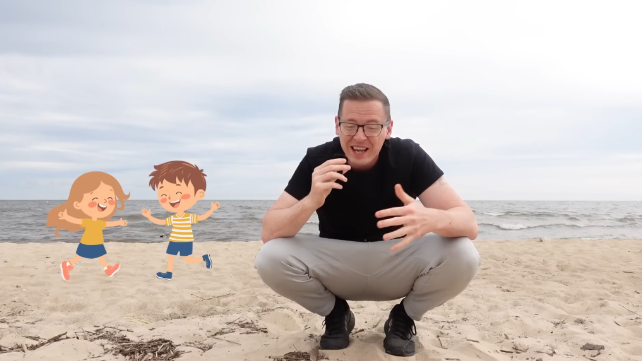 Beginner English tips for beach weather and clothing