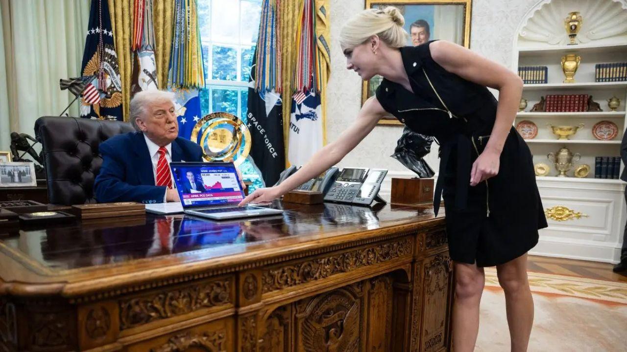 Trumps Human Printer Aide Natalie Harp Lands In The Canada Controversy 4529