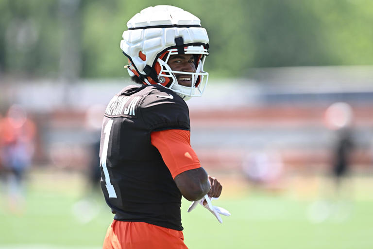 Sights and sounds from a very intense Browns practice ahead of Bills