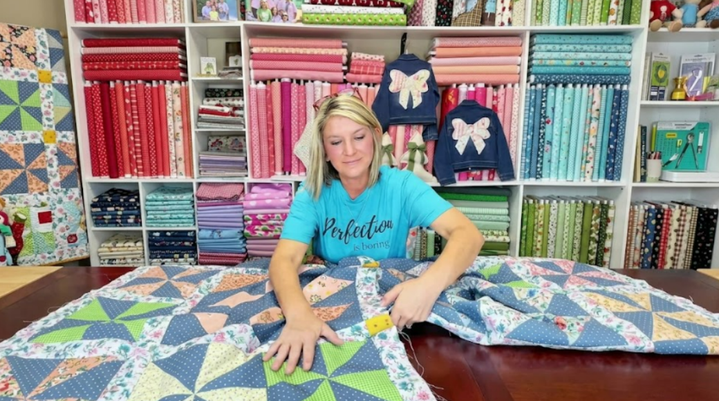 Easy steps for putting together a sampler quilt