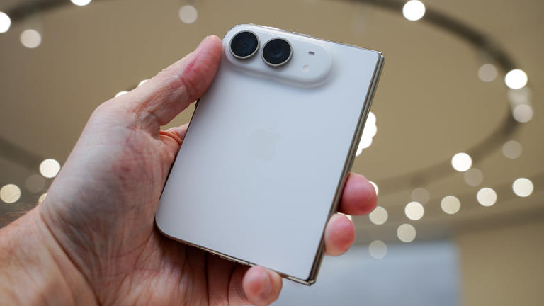 Hands on with Apple's first foldable phone: The iPhone Duo redefines ...