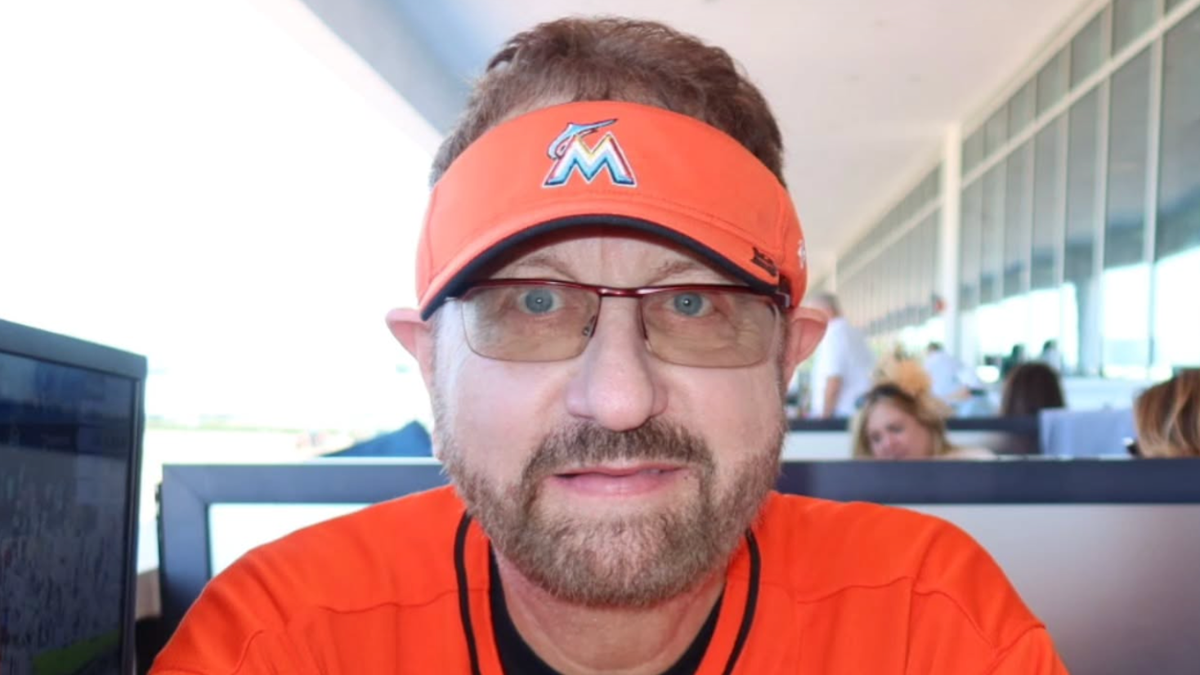 Mlb Fan Marlins Man Threatens Stubhub With Lawsuit