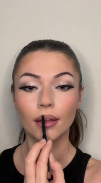 Easy makeup look for a fresh everyday glow
