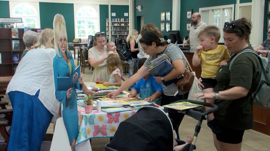 Greene County Imagination Library Holds Tribute To Dolly Parton 1421