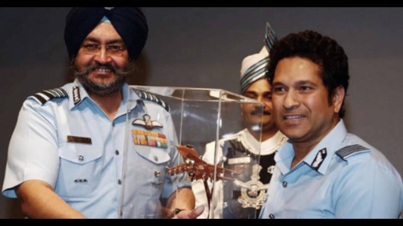 Sachin Tendulkar praises 'Operation Safed Sagar' after watching Kargil ...