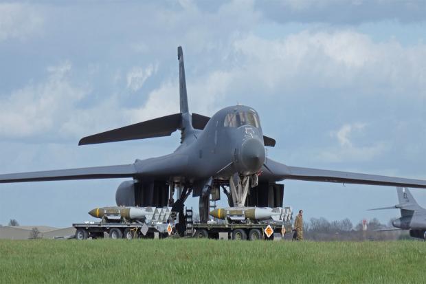 Increased sightings of B1 Lancer bombers overhead as US war with Iran ...