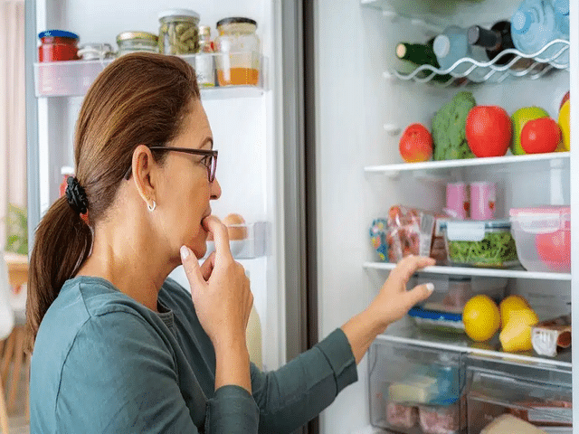 Still hungry after a full meal? These 5 everyday habits could be making ...