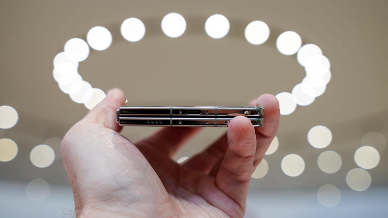 Hands on with Apple's first foldable phone: The iPhone Duo redefines ...