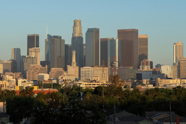 Barrage Of Earthquakes Suddenly Strike Los Angeles
