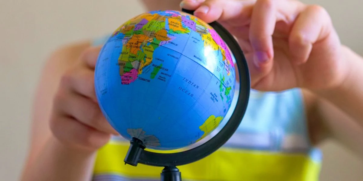 Small diplomatic steps pave way for multipolar world order as world map ...